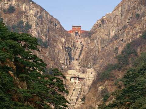 Rundreise Der heilige Berg Tai Shan - asia365